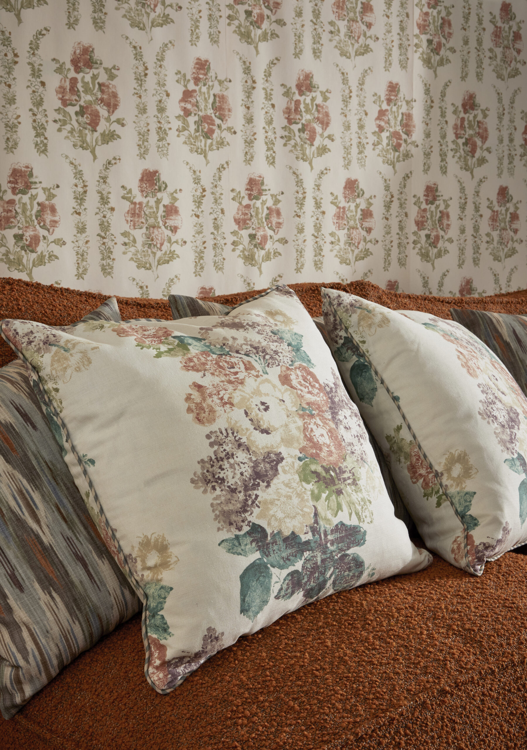 Poppyfield 02 | Madeaux by Richard Smith